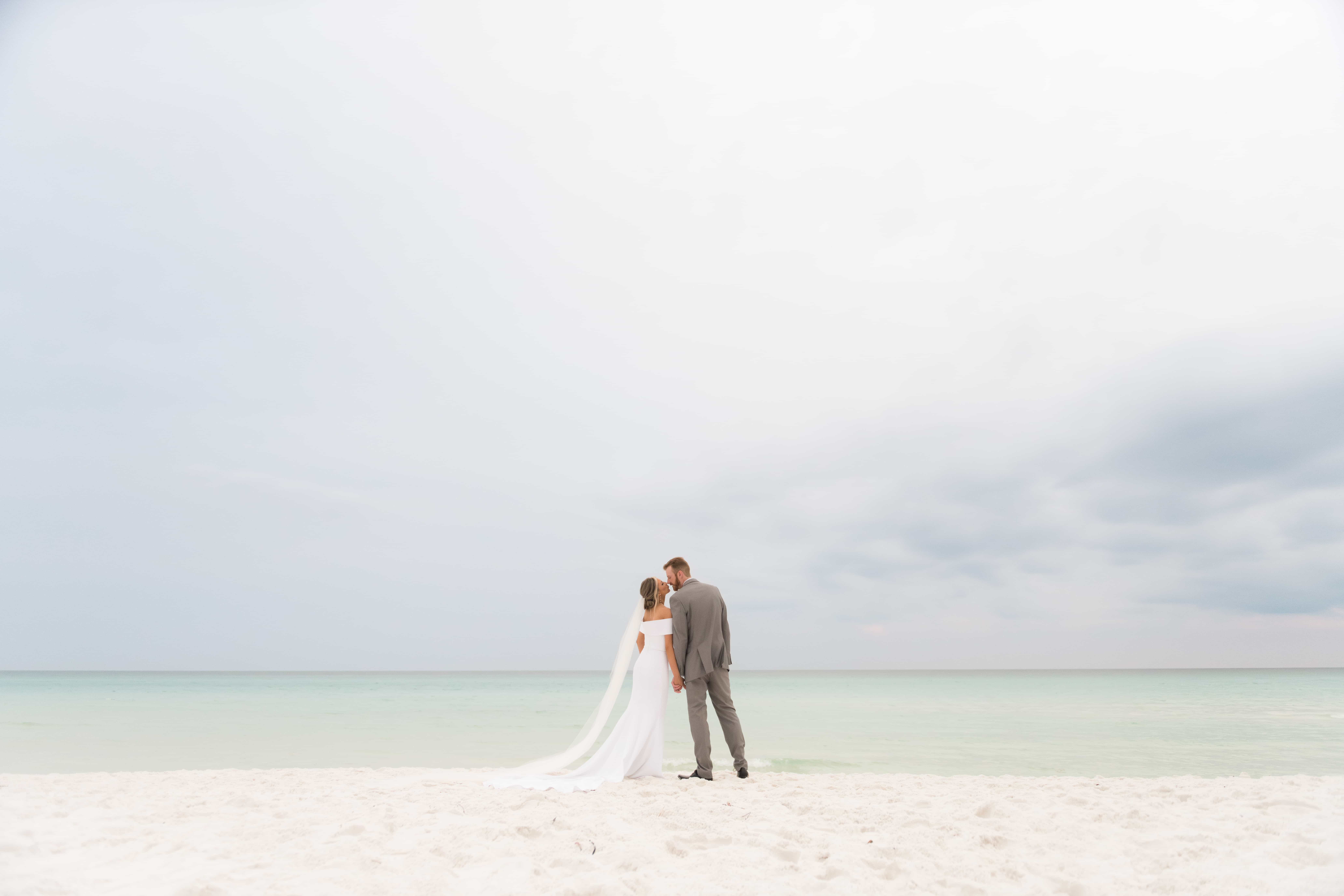 Aislinn Kate WeddingsKassidy + Andrew | Destin Destination Wedding