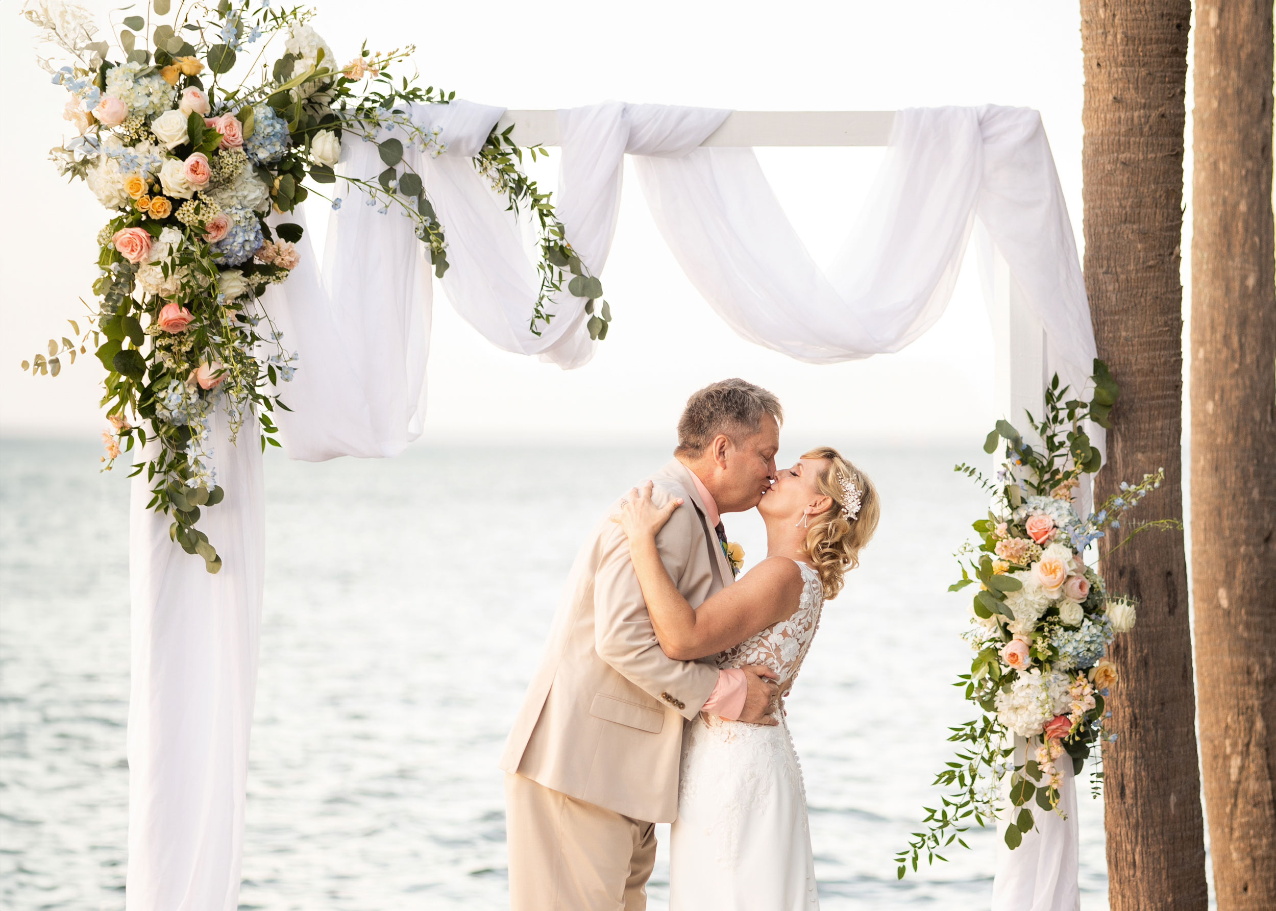 Aislinn Kate WeddingsMichaela + Rob - Wedding | Aislinn Kate Weddings