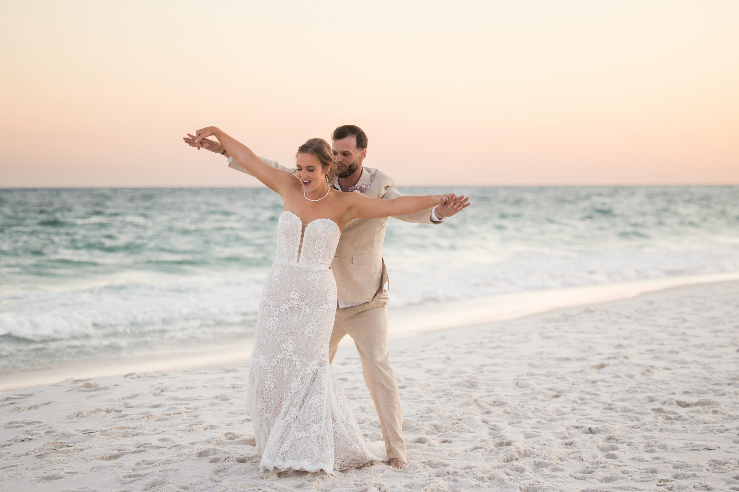 Aislinn Kate WeddingsMallory + Cody - Wedding | Aislinn Kate Weddings